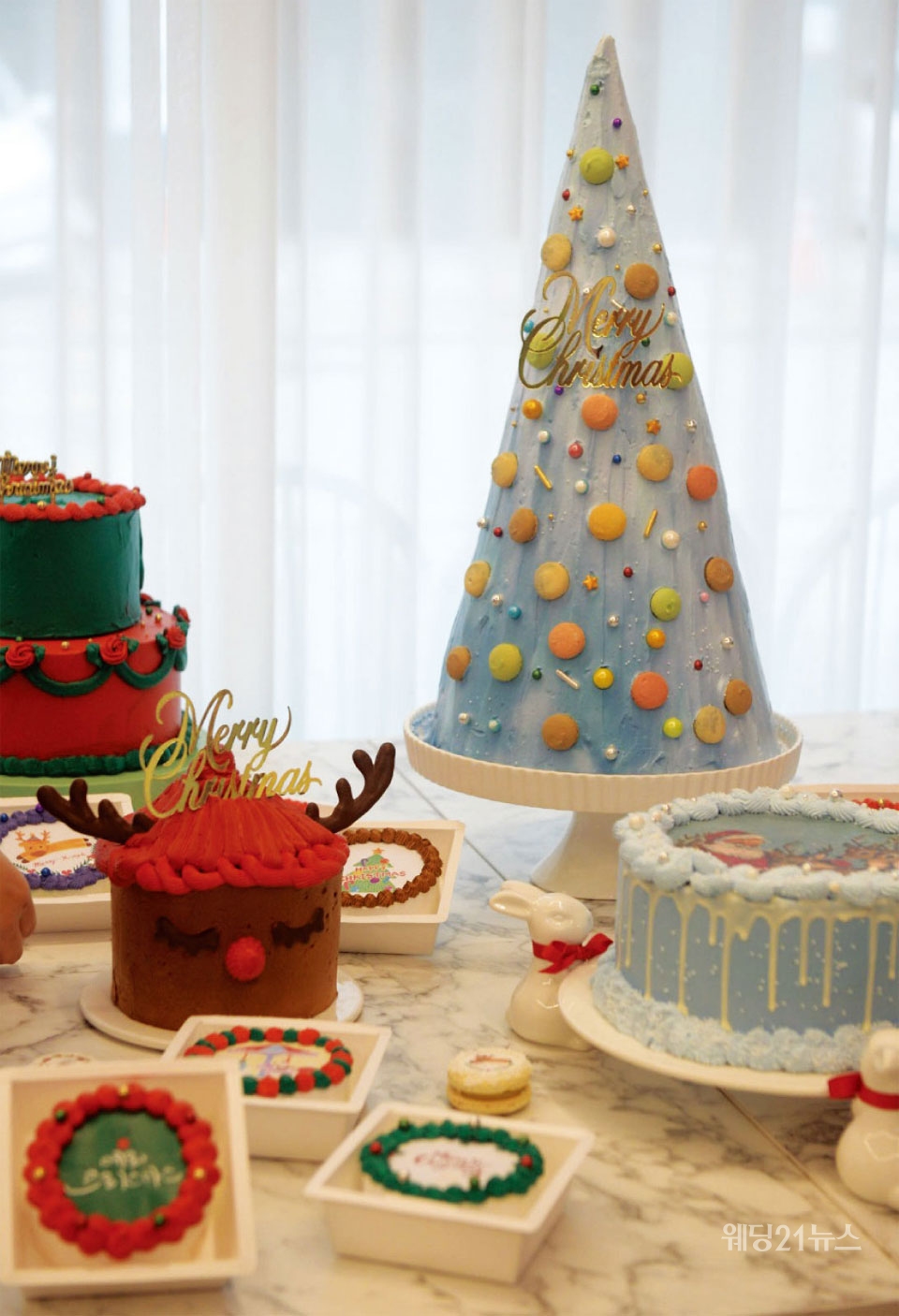 동화 속 주인공을 위한 웨딩 & 성탄 케이크 '숨 케이크'