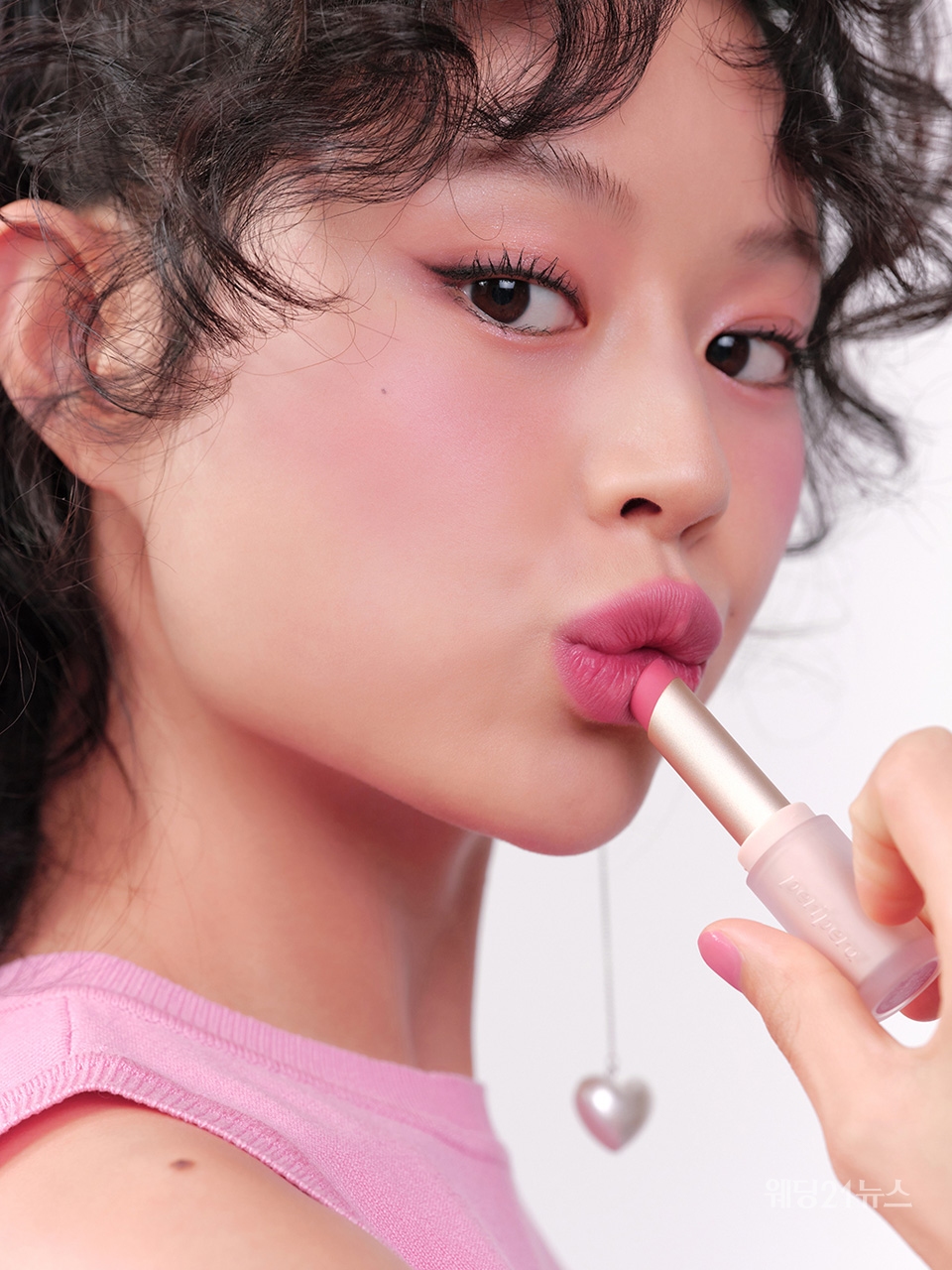 페리페라, 새 모델 보우-이현-지수와 함께한 22 SS 화보 공개