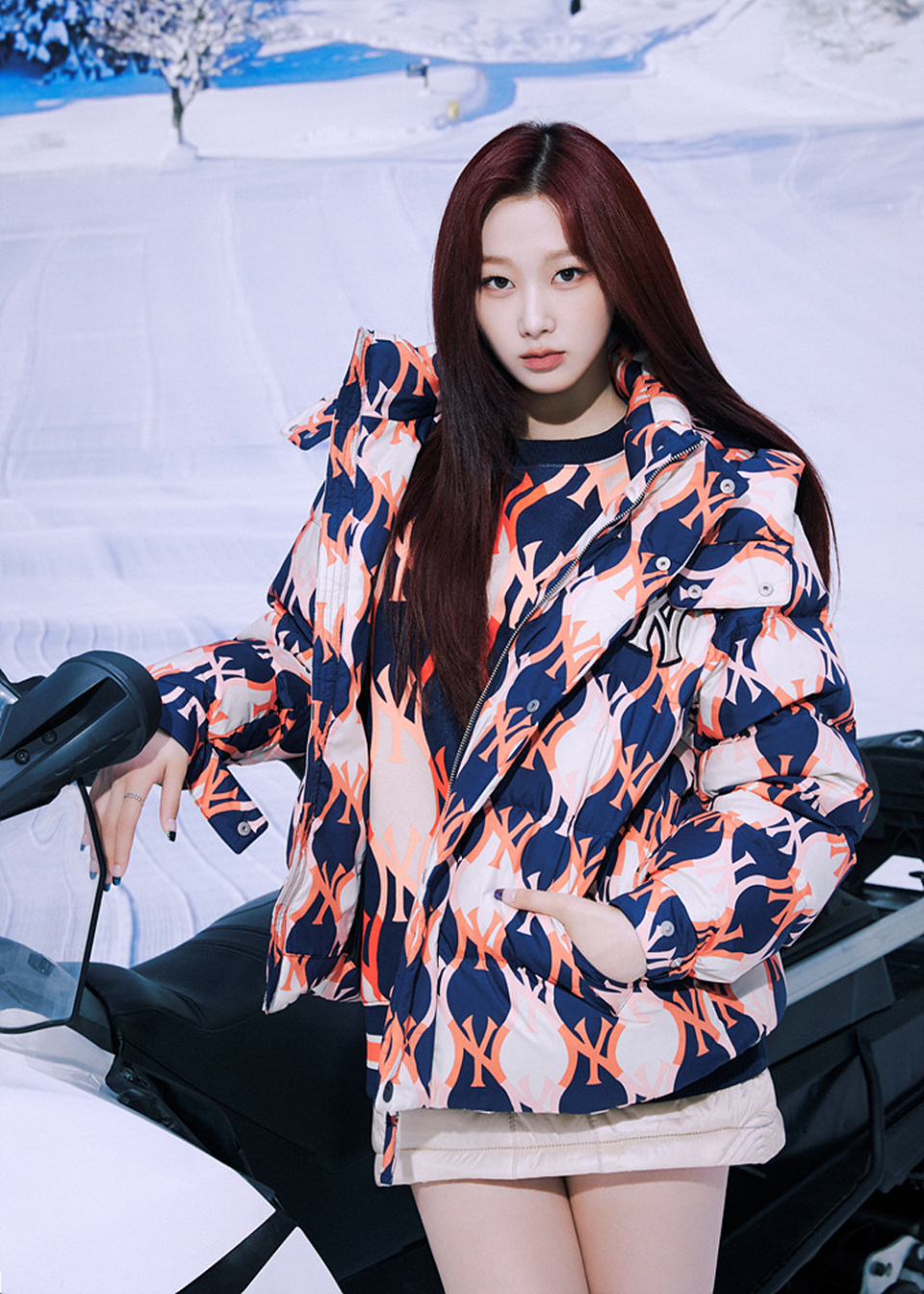 따뜻한 겨울 라이프 'MLB', 에스파와의 22FW 패딩 화보 공개