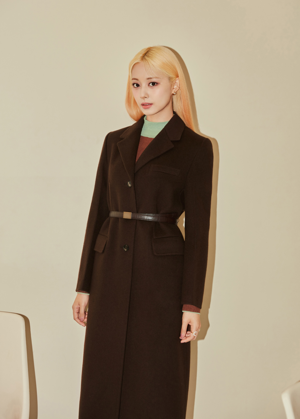 주크(ZOOC), 뮤즈 쯔위와 함께 22 겨울 컬렉션 화보 공개