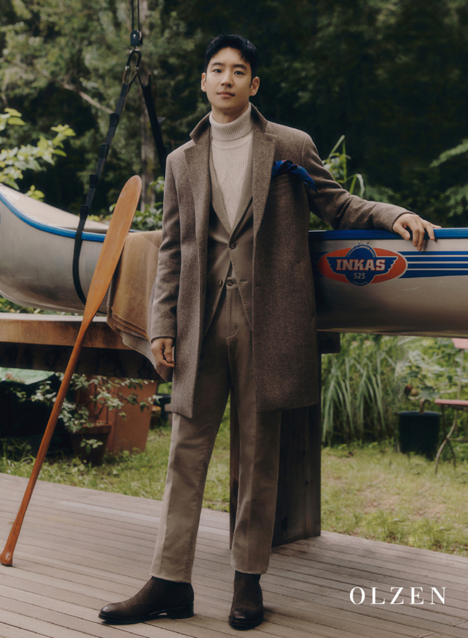 이제훈, ‘깊어지는 계절의 순간을 담다’ 뉴클래식 감성의 겨울 화보