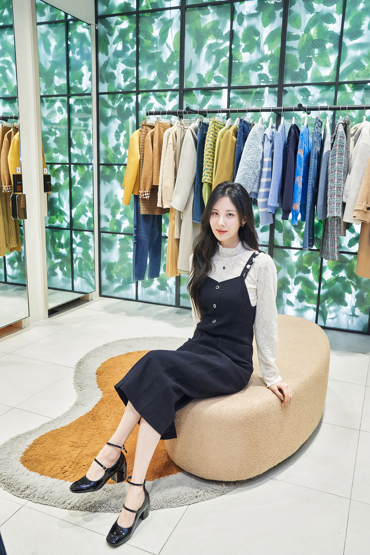 서현, 듀엘 매장 나들이 포착! 포근한 겨울 스타일링 선보여… 우아함 그 자체