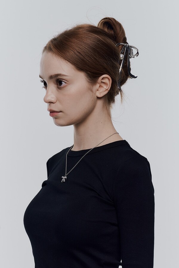 데누(Denu), 헤어 액세서리를 활용한 스타일링 제안